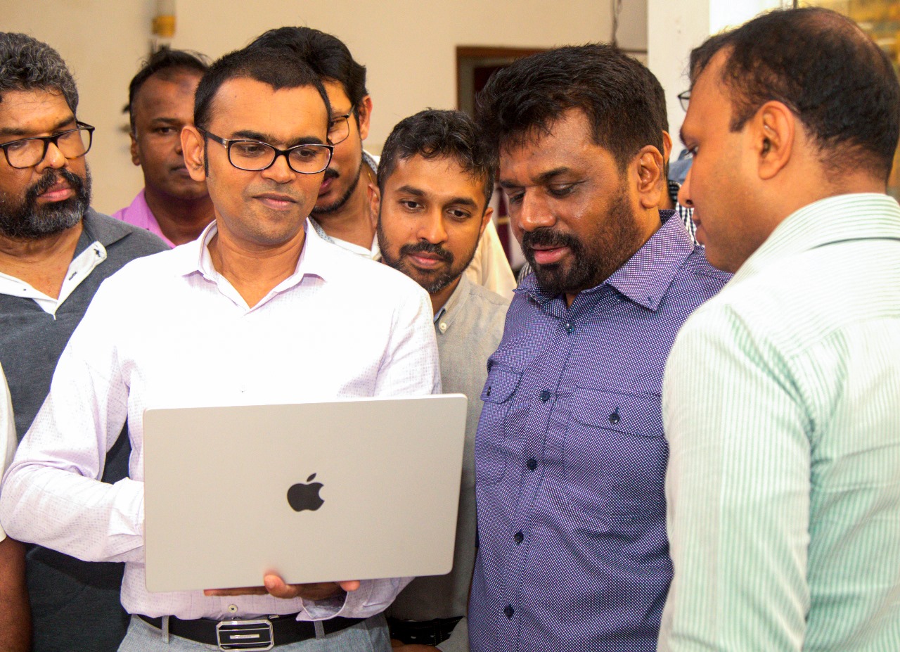 உலக வரலாற்றில் முதன் முதலில் ஜனாதிபதி தேர்தலில் AI தொழில்நுட்பம் – AKD ...